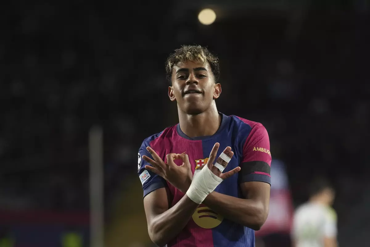 Lamine y Raphinha deslumbran y el Barcelona avanza a los cuartos de ...