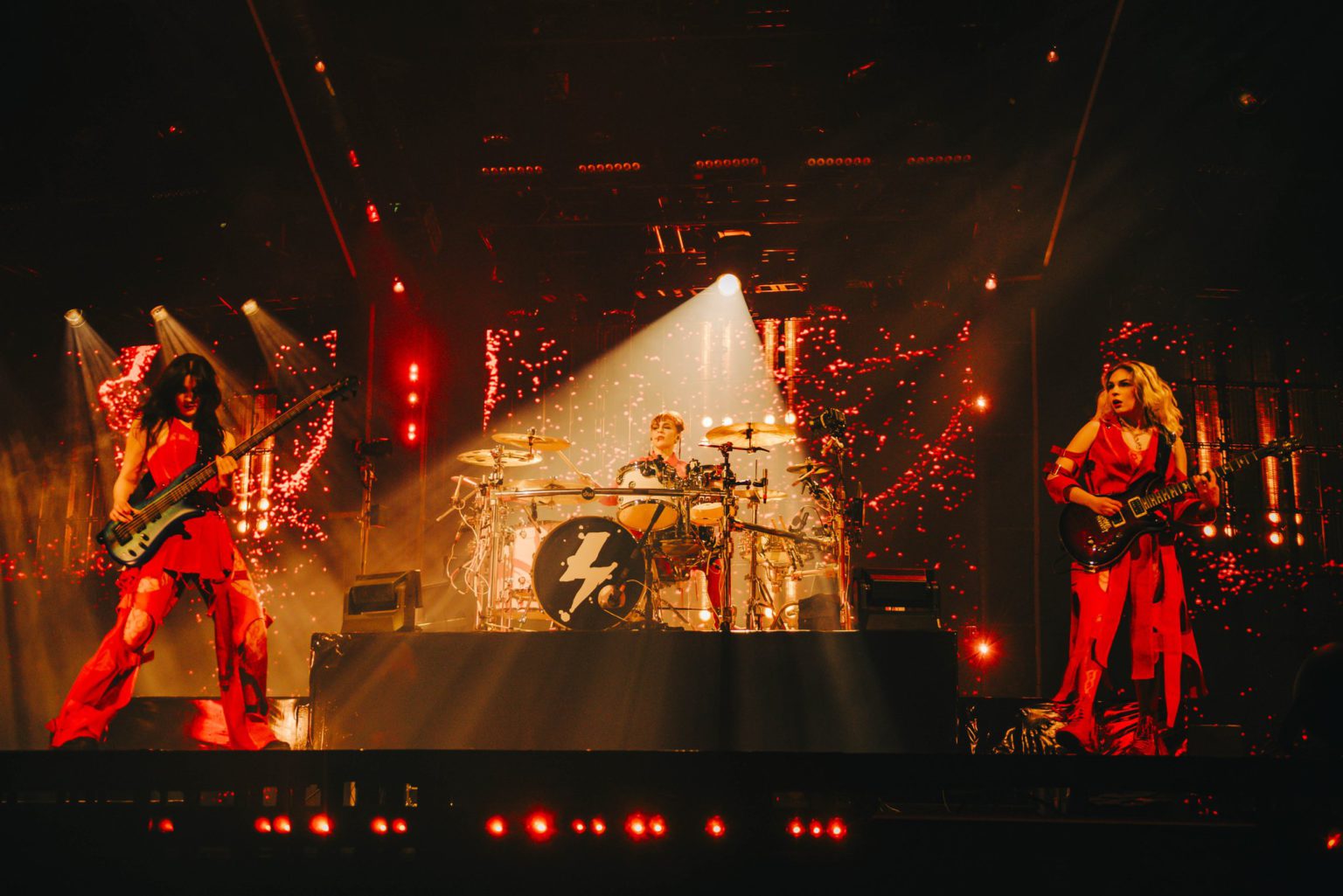 The Warning estrena Live From Auditorio Nacional, CDMX - El Altavoz